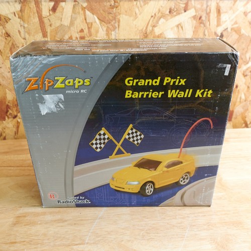 Zip Zaps Cars Race Track Grand Prix Barrier Wall Kit Radio Shack RC No ...