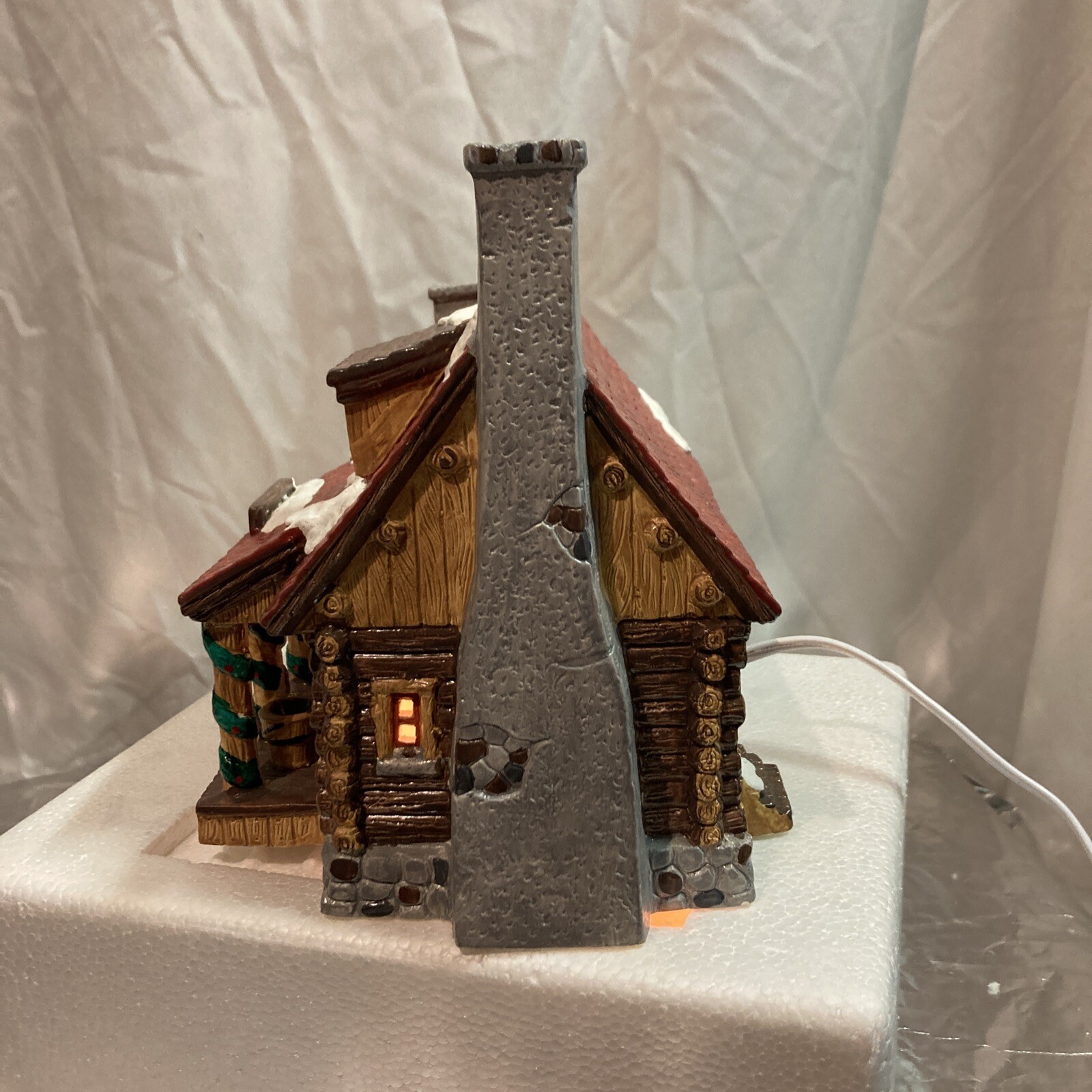 Department 56 Snow Village Pinewood Log Cabin #5150-0. 991 | eBay