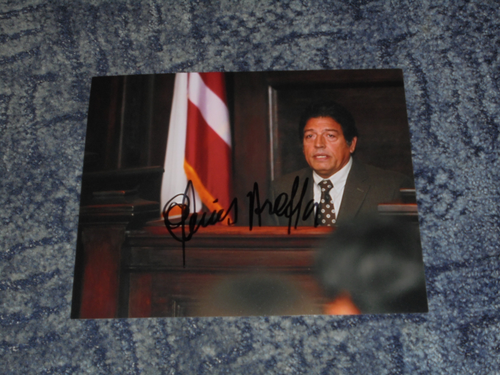 LOUIS ARCELLA- LAW & ORDER SPECIAL VICTIMS / THE FAMILY - 10x8 PHOTO ...