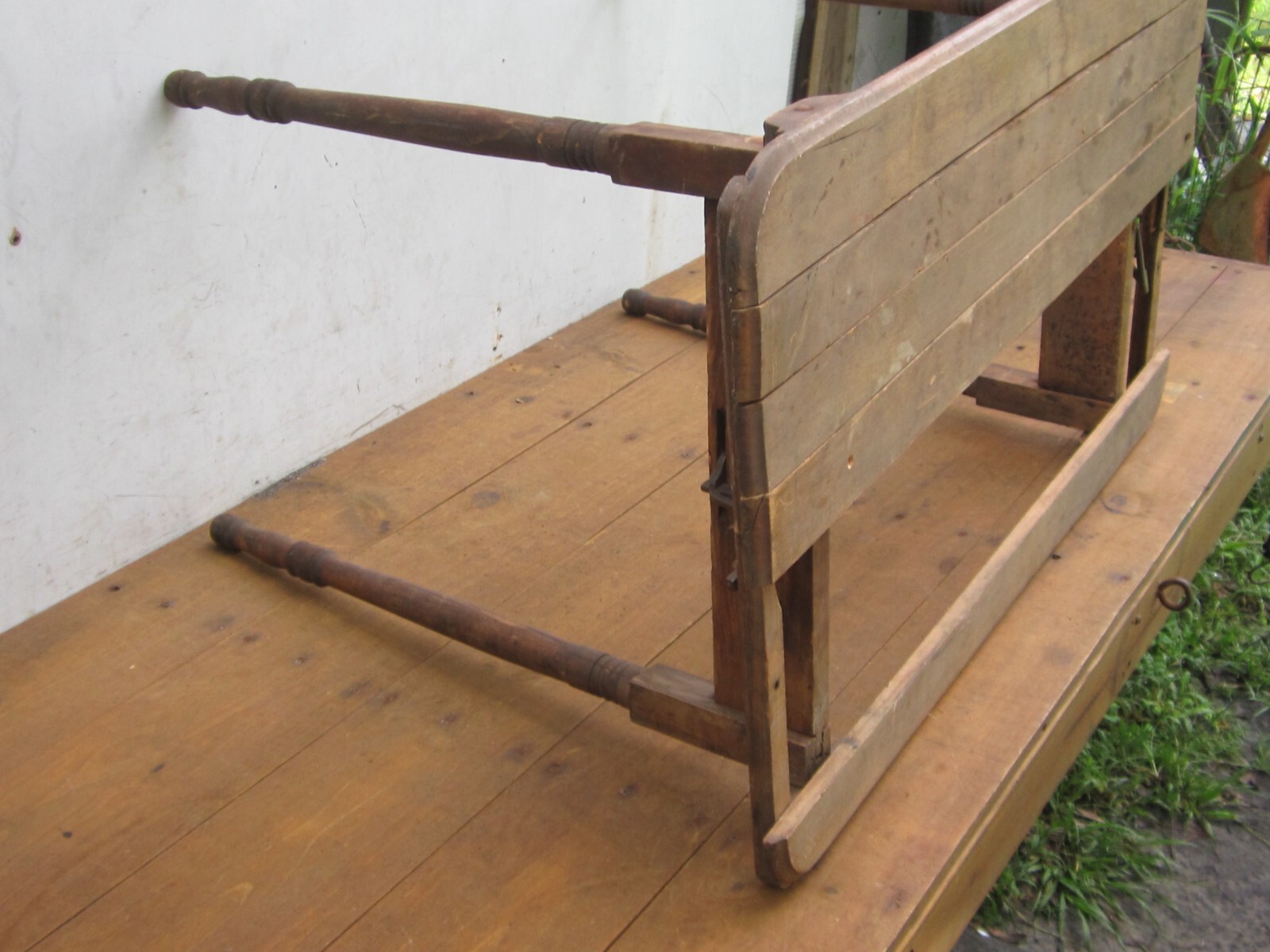 ANTIQUE "SIMPLICITY" FOLDING SEWING MEASURING TABLE Vintage Décor ...