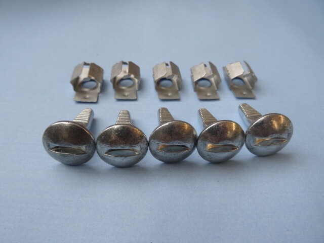 VOLVO UNDERTRAY ENGINE GUARD RETAINER FIXING FASTENING TRIM CLIPS 5x ...