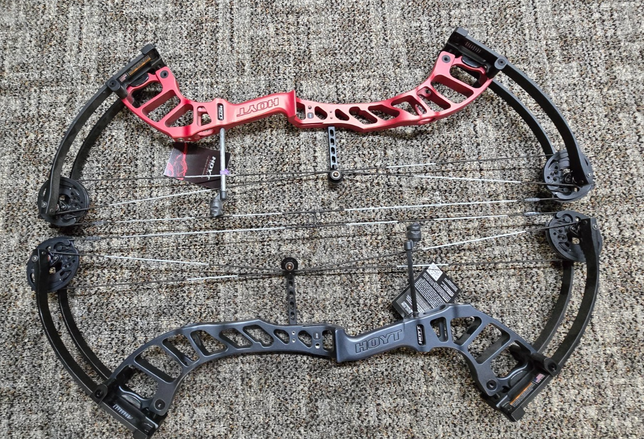 Hoyt Altus 35 Compound Bow Brand NEW with Tags 2 Available: Lava Red ...
