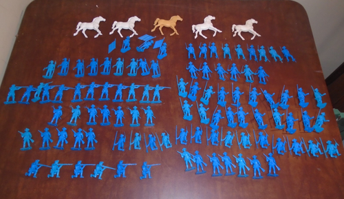103 Pc Vintage MPC Revolutionary War Playset Colonial Soldiers Blue Toy ...