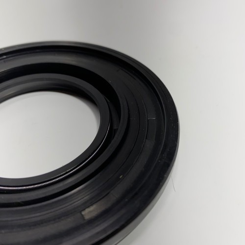 Oil Seal Rear Wheel Hub Outer ISUZU NPR NQR 94-16 8982029120 | eBay