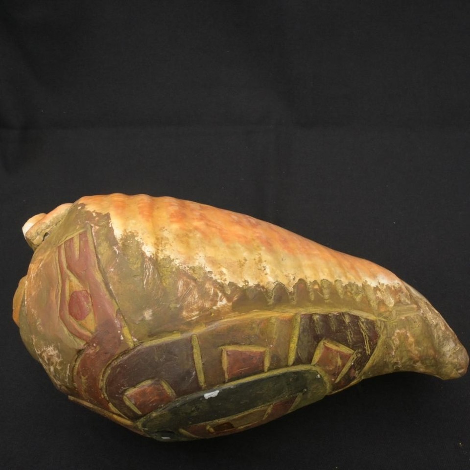 Pre-Columbian Chavín Pututu Shell with Inlaid Stones and Ritual ...