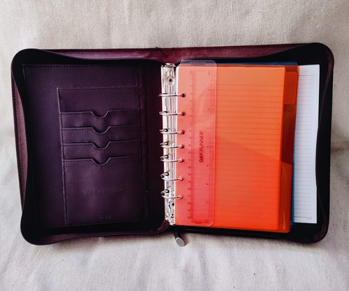 Day Runner Undated 7-Ring Zip Planner LOADED Dividers Tools Pockets At ...