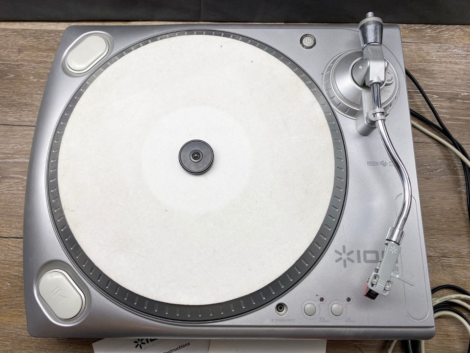 ION Audio iTTUSB USB Turntable Vinyl to Digital Converter Player ...
