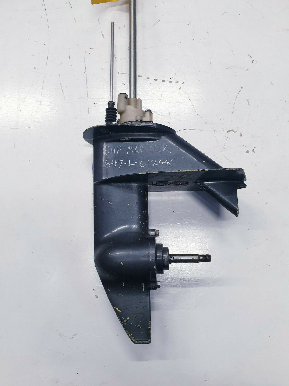 Yamaha Mariner 8hp Long Shaft 20in Gear Box Lower Unit Leg Outboard ...