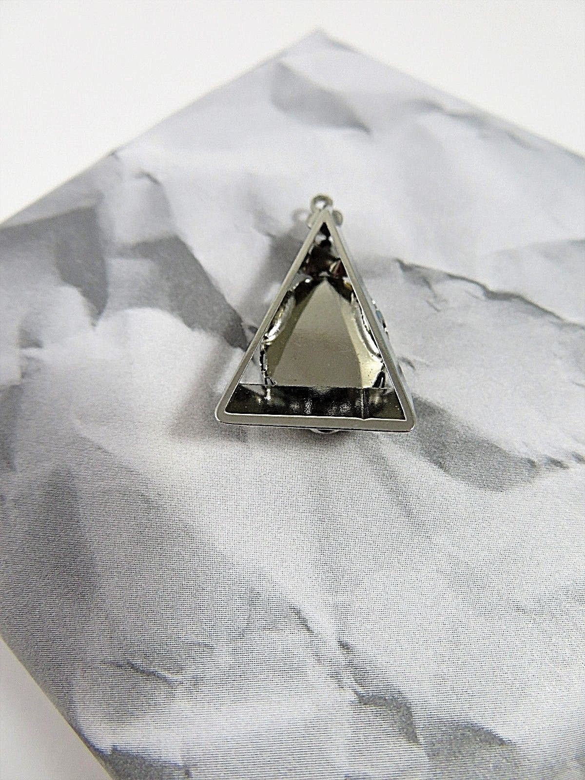 Pendant Charm Triangular Silver Tone Metal Black Oval Stone 3 ...