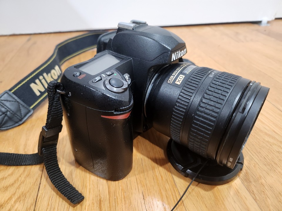 Nikon D70S DSLR w/DX AF-S Nikkor 18-70mm f/3.5-4.5G ED Lens | eBay