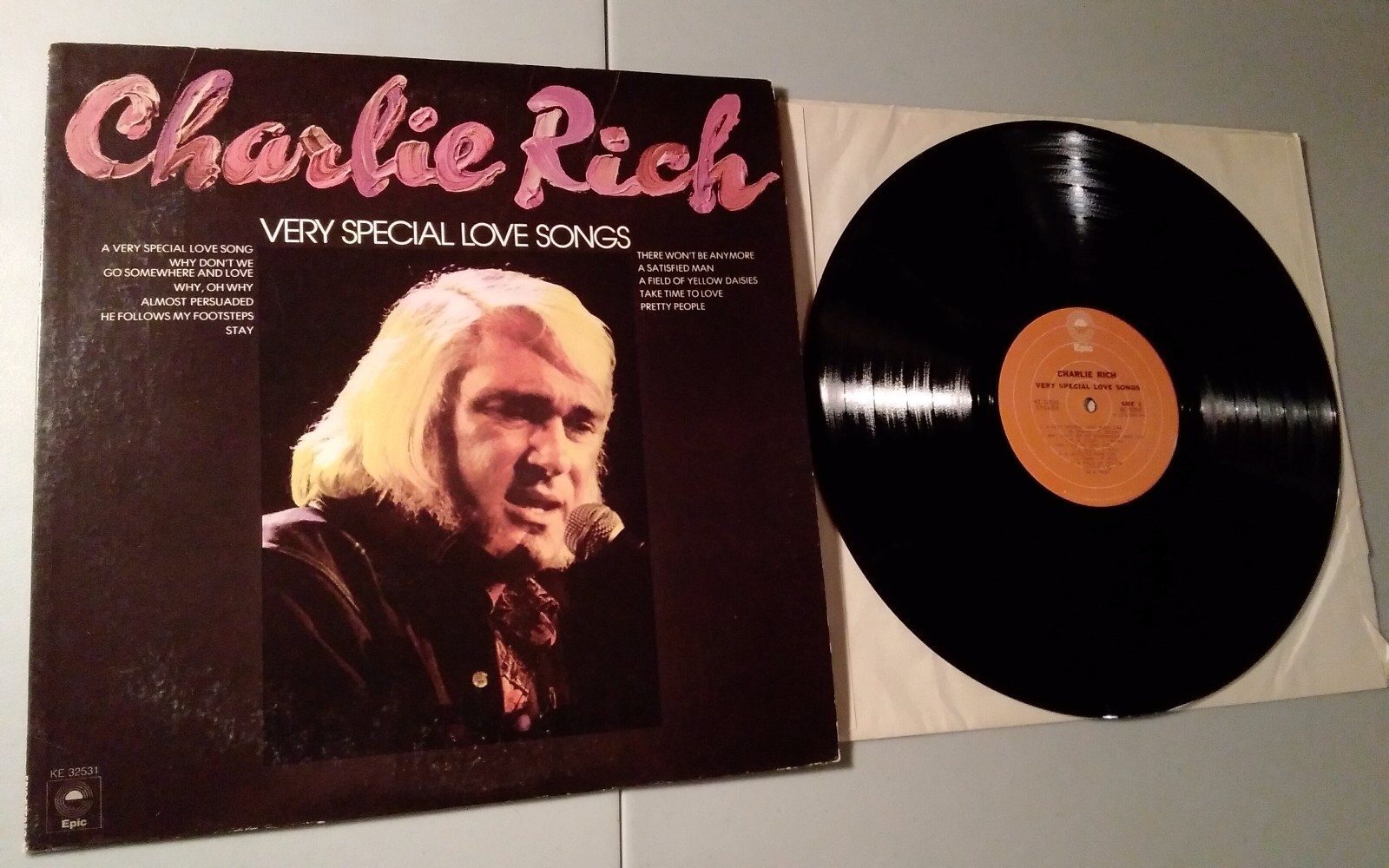 Charlie Rich 33rpm LP Vinyl 12-inch Epic Records #KE32531 “Very Special ...