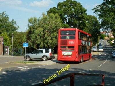 Photo 6x4 71 bus at Chessington South station Barwell/TQ1763 On ...