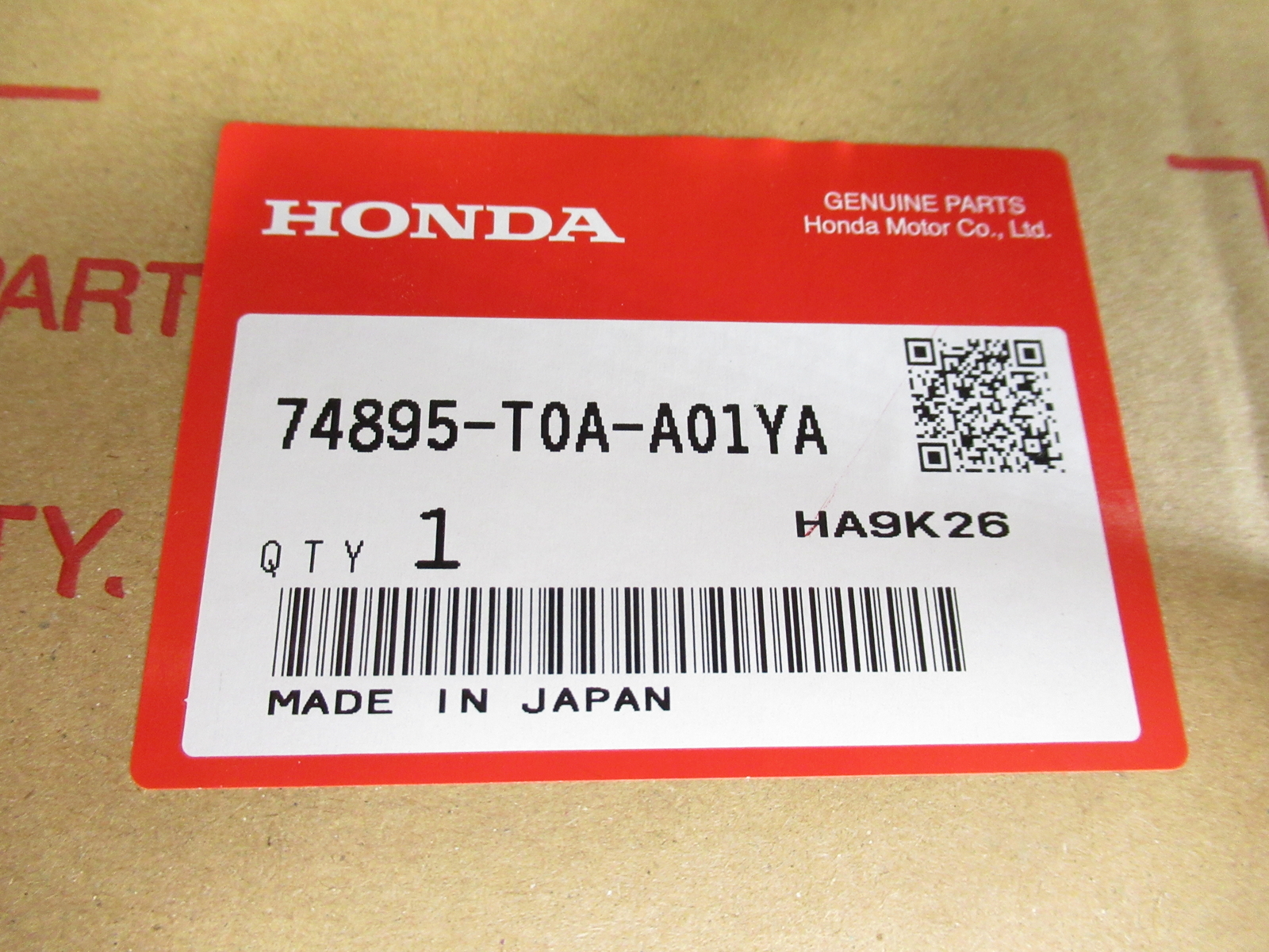Genuine OEM Honda 74895-T0A-A01YA Tailgate Garnish Molding Blue Pearl ...