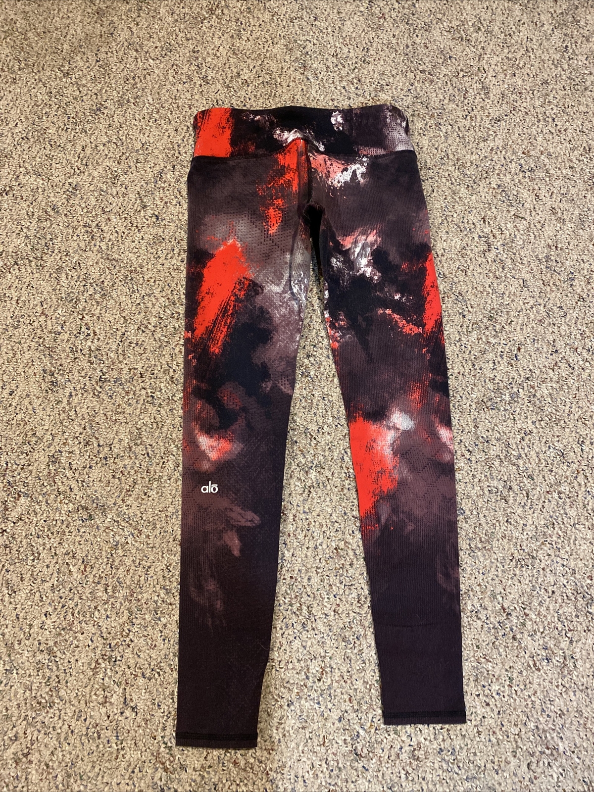 Alo Airbrush Full Length Ruby Red Smoke LeggingsSize … - Gem