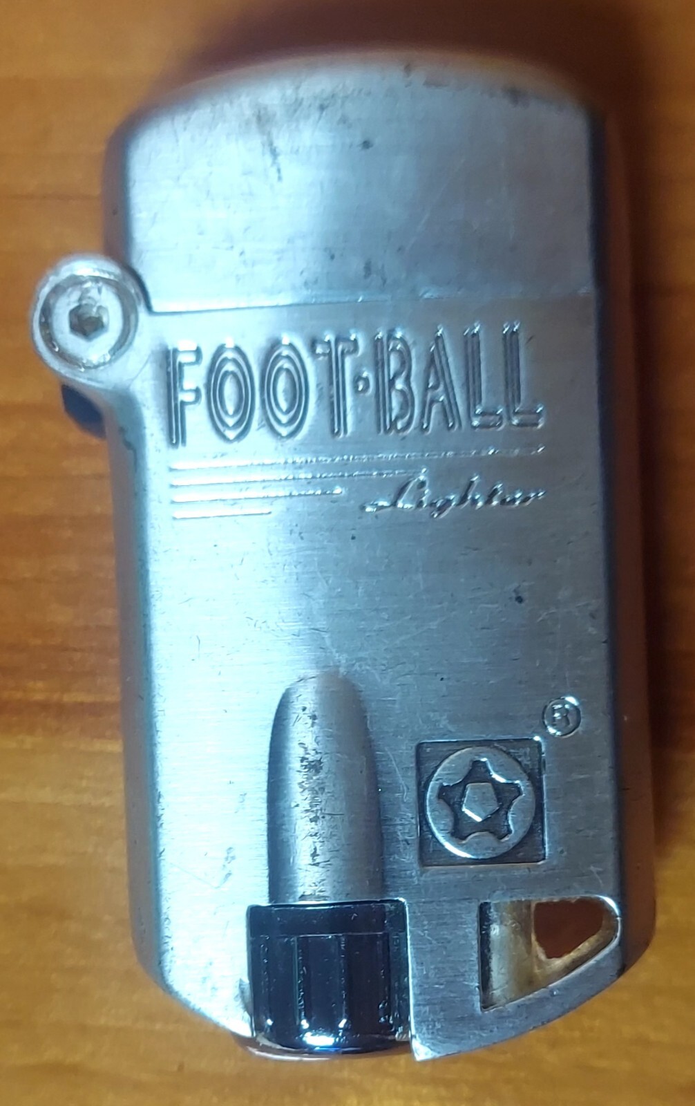 FOOT•BALL Lighter ~ BUTANE LIGHTER METAL FLIP LID ~ Soccer | eBay