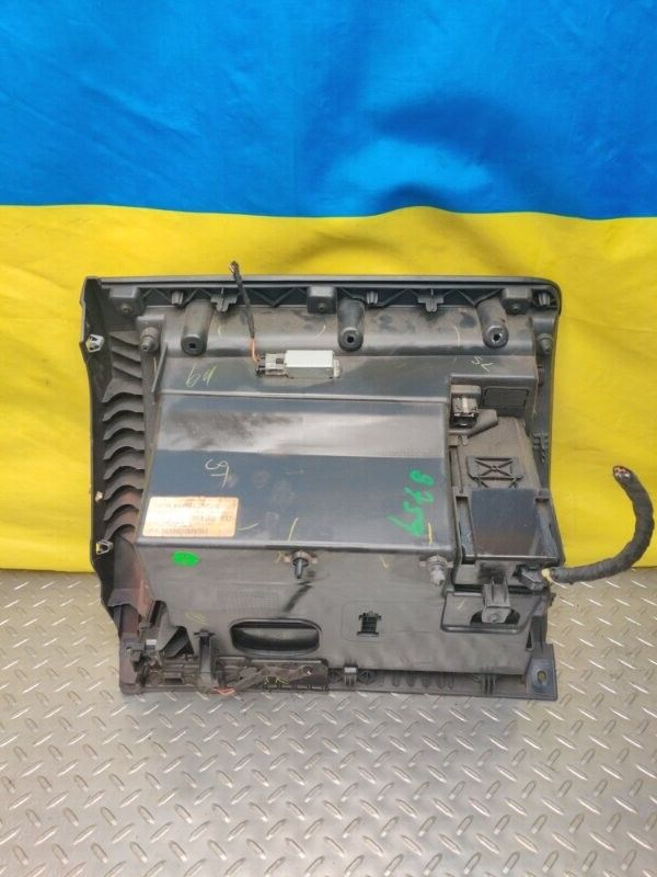 10 11 12 13 14 Volkswagen Jetta Glove Box Glovebox OEM 5C7857097 | eBay