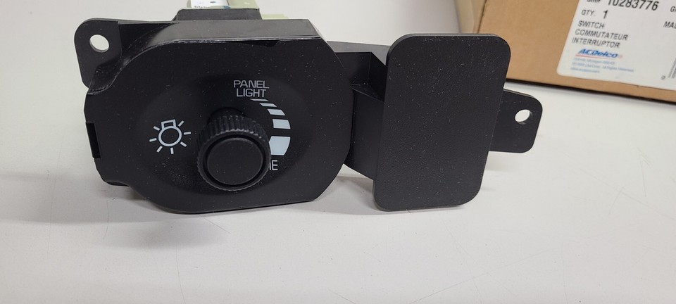 GENUINE GM Headlight Dimmer Switch 10283776 D1598F 2000-05 MONTE CARLO ...