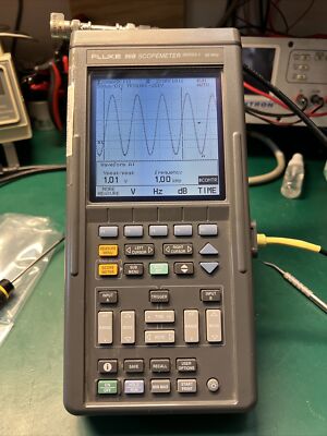 Oscilloscopes - Scopemeter Oscilloscope