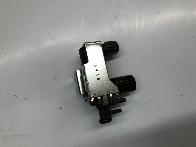 Isuzu Valve Vaccum Switch 8981162580 for sale online | eBay