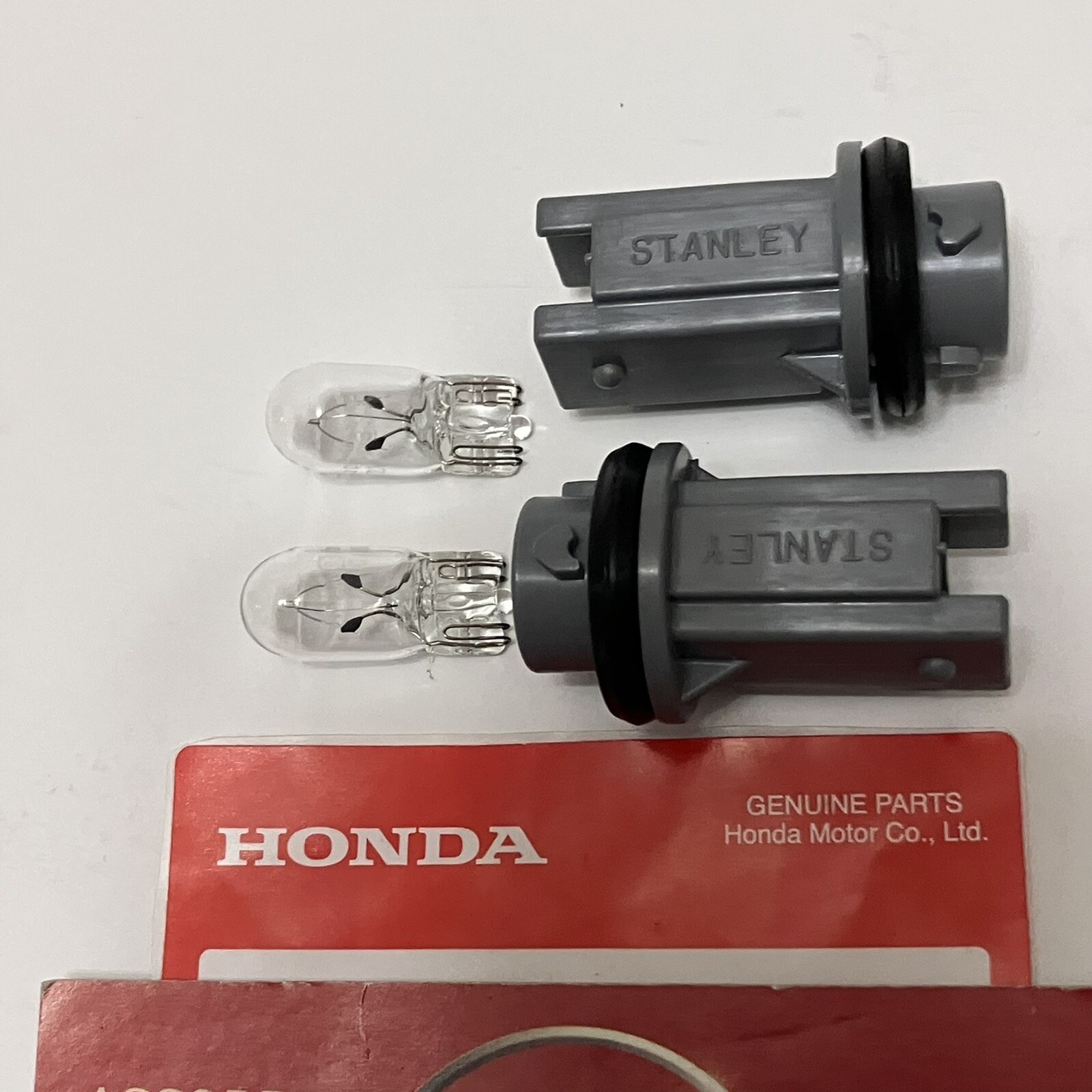 GENUINE OEM Honda S2000 Side Marker Socket & CLEAR Bulb Set Of 2 00-09 ...