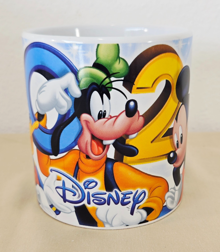 Disney Coffee Mug 2023 Jerry Leigh Donald Duck Goofy Mickey Minnie ...