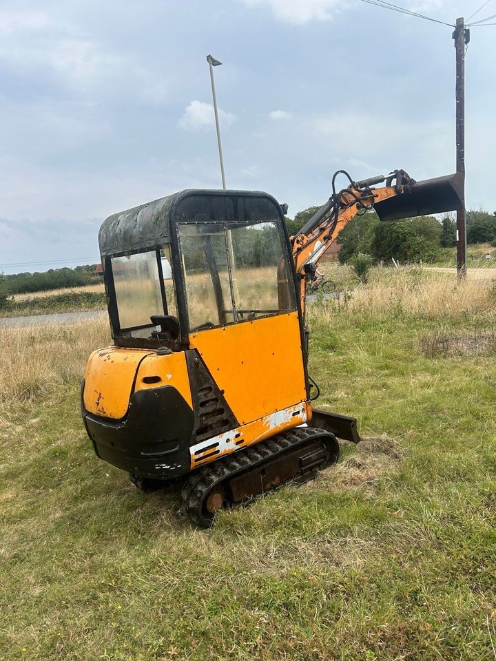 Hanix H15B Mini Digger | eBay UK