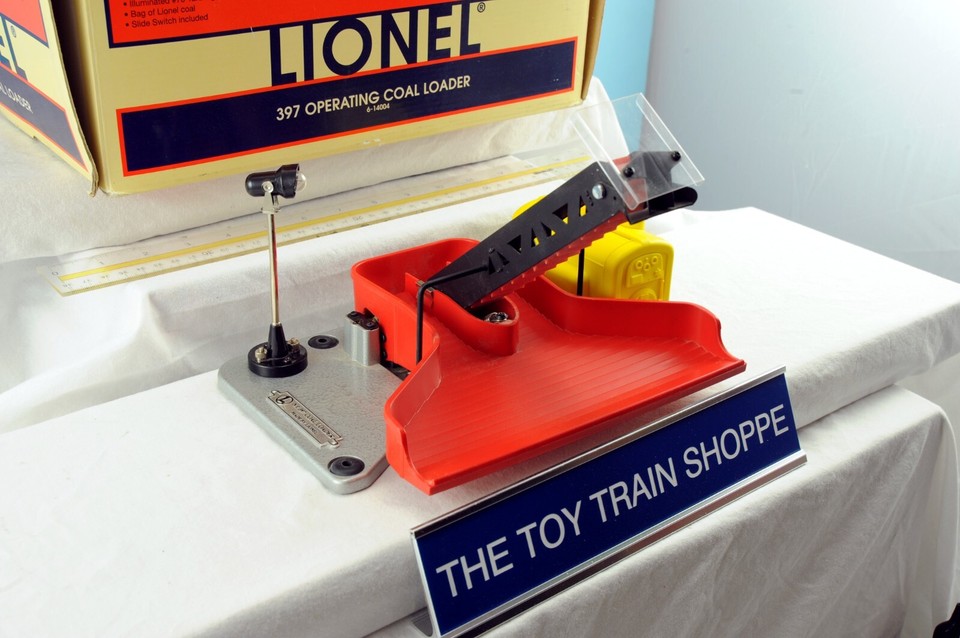 LIONEL 14004 397 OPERATING COAL LOADER. TESTED. EXC COND IN BOX. | eBay