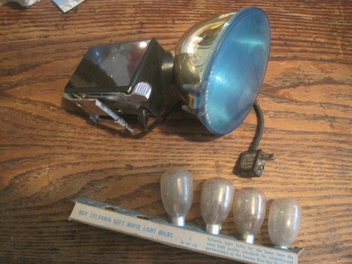 POLAROID MODEL 268 FLASH GUN BULB ATTACHMENT W/BULBS-UNTESTED-FOR LAND ...