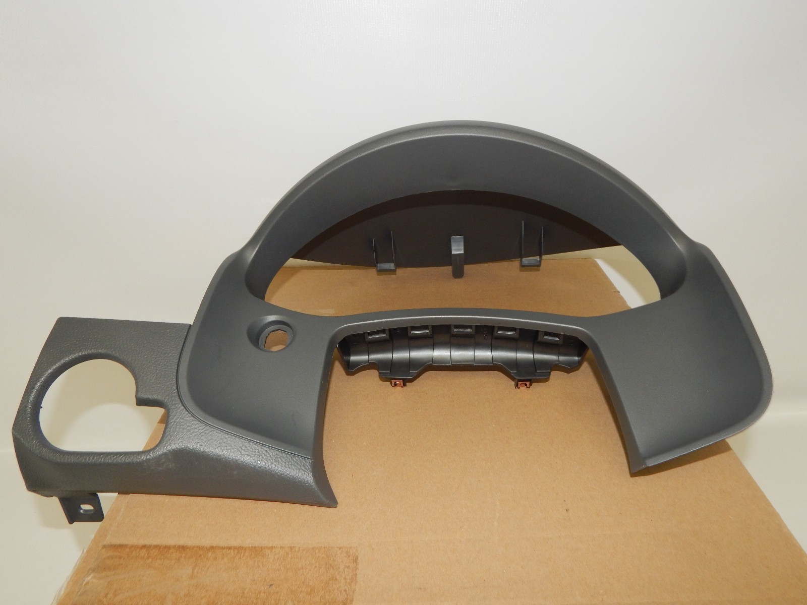 New OEM 2005-2007 Ford Focus Instrument Cluster Dash Trim Panel Bezel ...