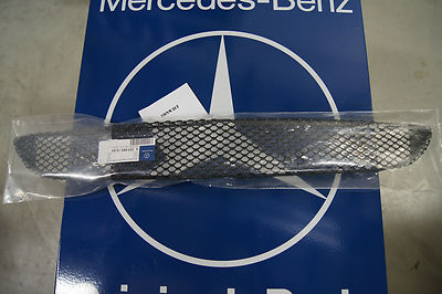 Mercedes Benz C230 C240 C280 C320 C350 C32 AMG Front Bumper Grille OE ...