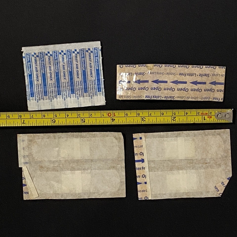 Vintage Bandages First Aid Band Aids Fabric Latex Free Collect Prop ...