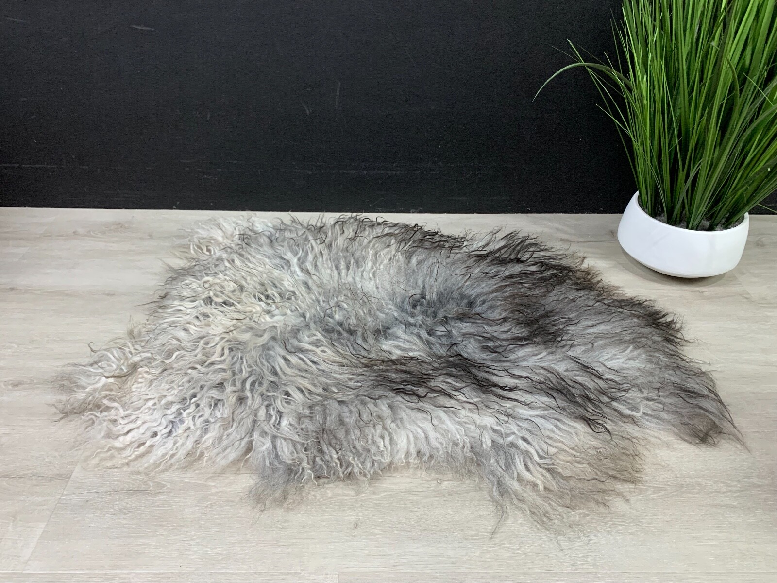 Natural Curly Gray Sheepskin Fur Rug Pelt Seat Hide Pet Dog Cat Gift ...