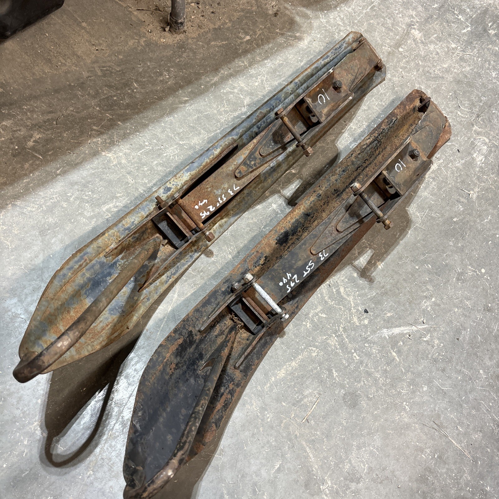 1972 73 Sno-jet SST 295 Sst 440 Vintage Snowmobile Metal Skis Good #10 ...