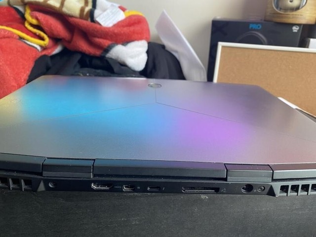 Dell Alienware M15 15.6 inch (512GB HDD + 512GB SDD, Intel Core i7 8th ...