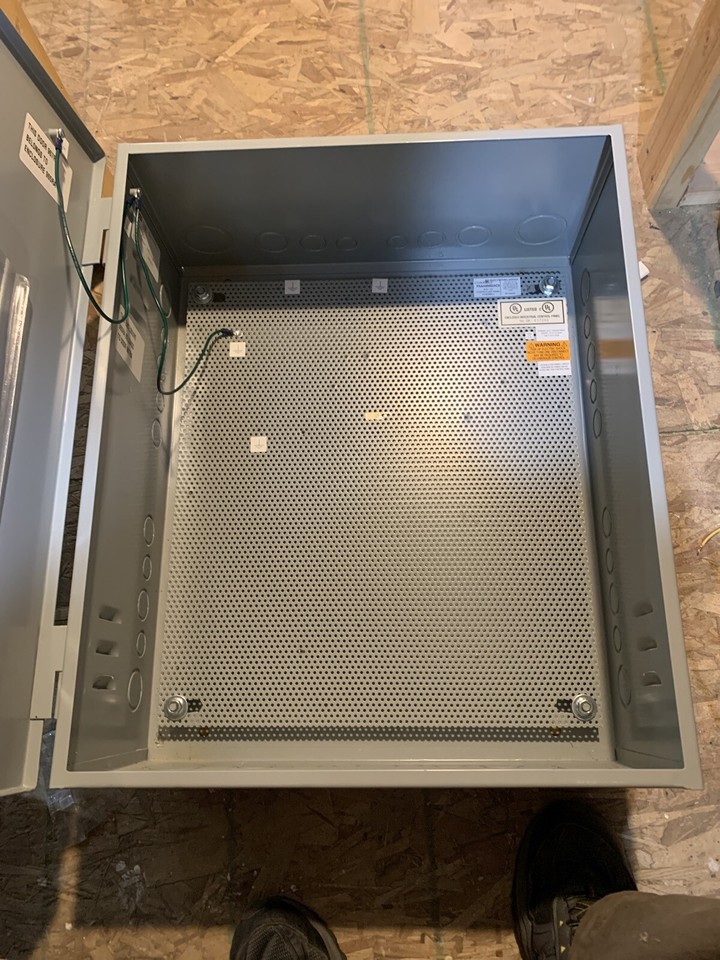 Johnson Controls Panel 24”x20”x9” *keys Missing* | eBay