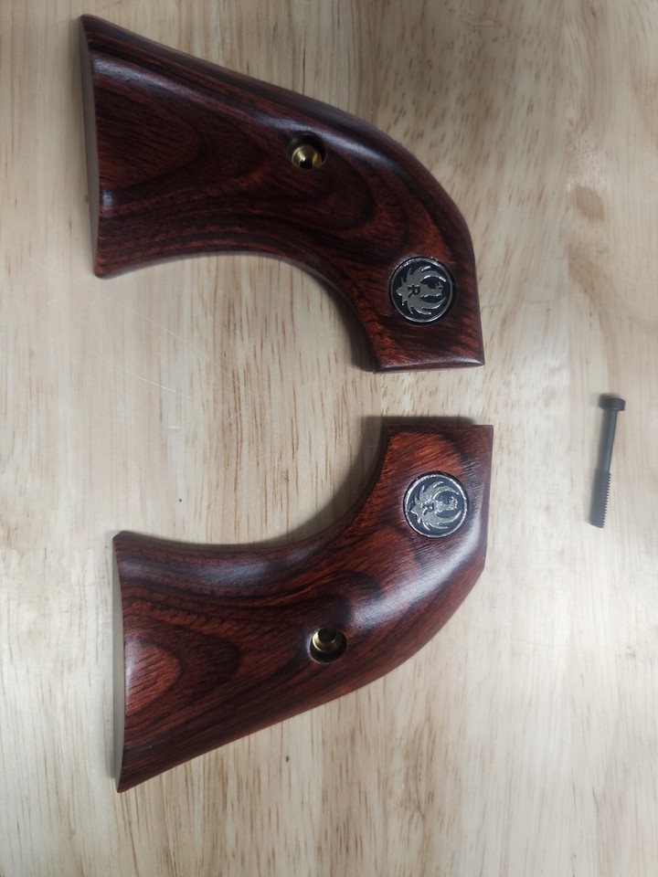 Ruger XR3-RED Smooth Laminated Wood Grips Single Six Black Hawk ...