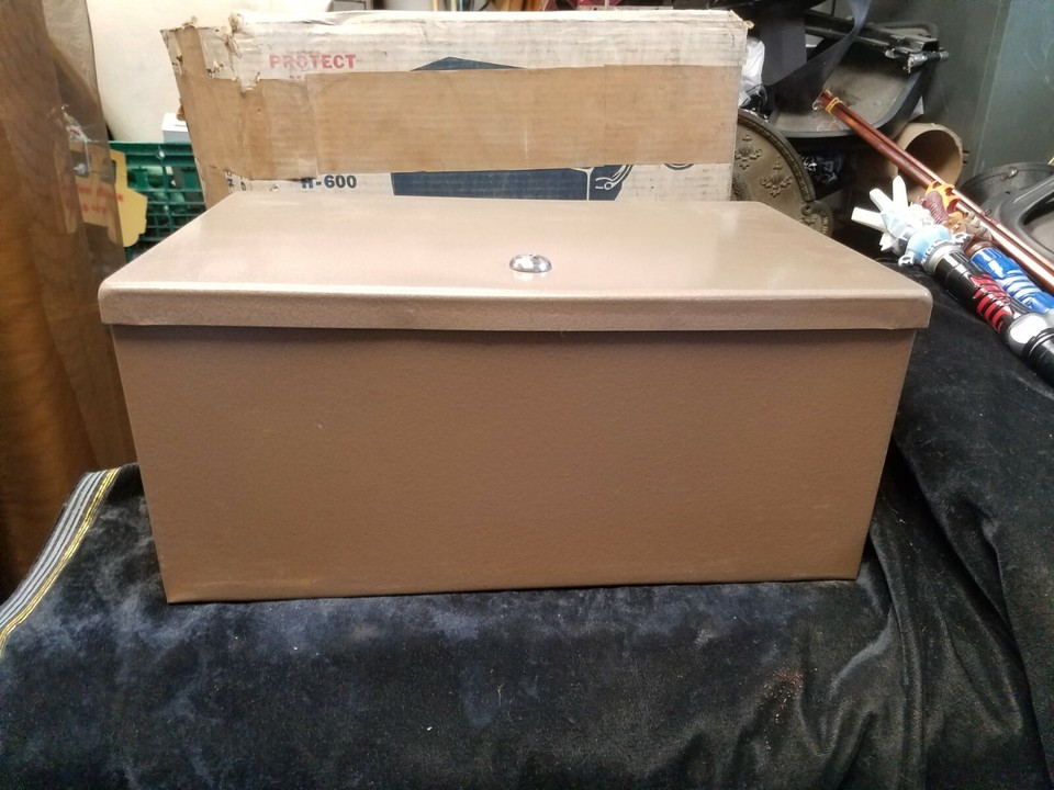 Vintage H-600 Extra Deep & Large Security Chest Fire Resistant No Key ...
