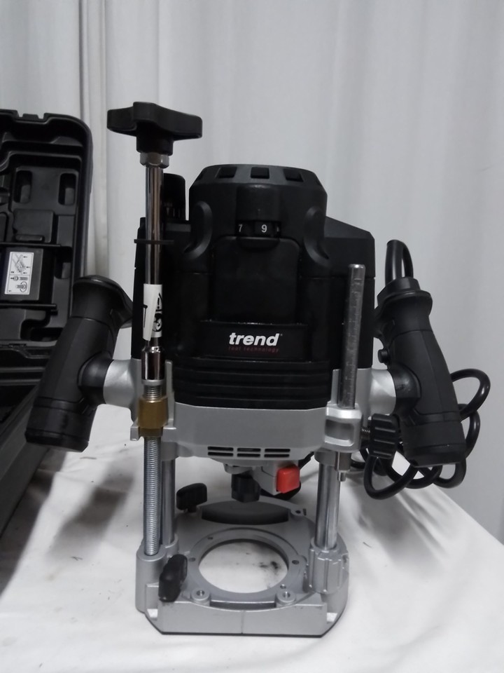 TREND CRT MK3 ROUTER TABLE WITH TREND T8 ROUTER - ITEMS IN GREAT ...