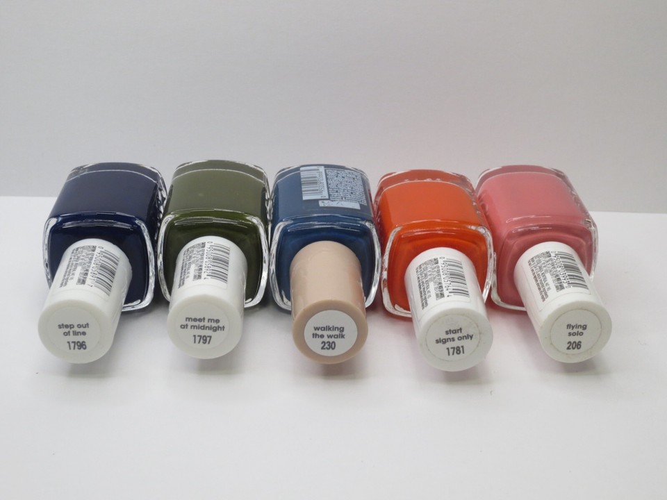 ESSIE 5 PC ASSORTED NAIL POLISH SET - #1796, #1797, #230, #1781 & #206 ...