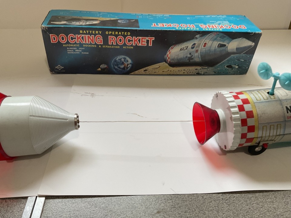 Vintage Battery Operated Japan Tin Daiya Toys " Docking Rocket" | eBay