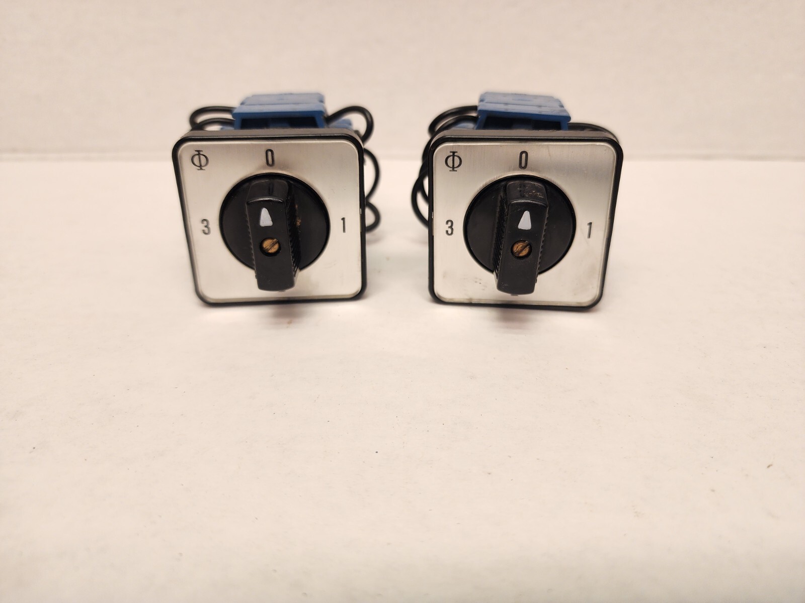 Kraus & Naimer CF10 VDE 0660-107 Rotary panel Switch 20 A, 660 v | eBay