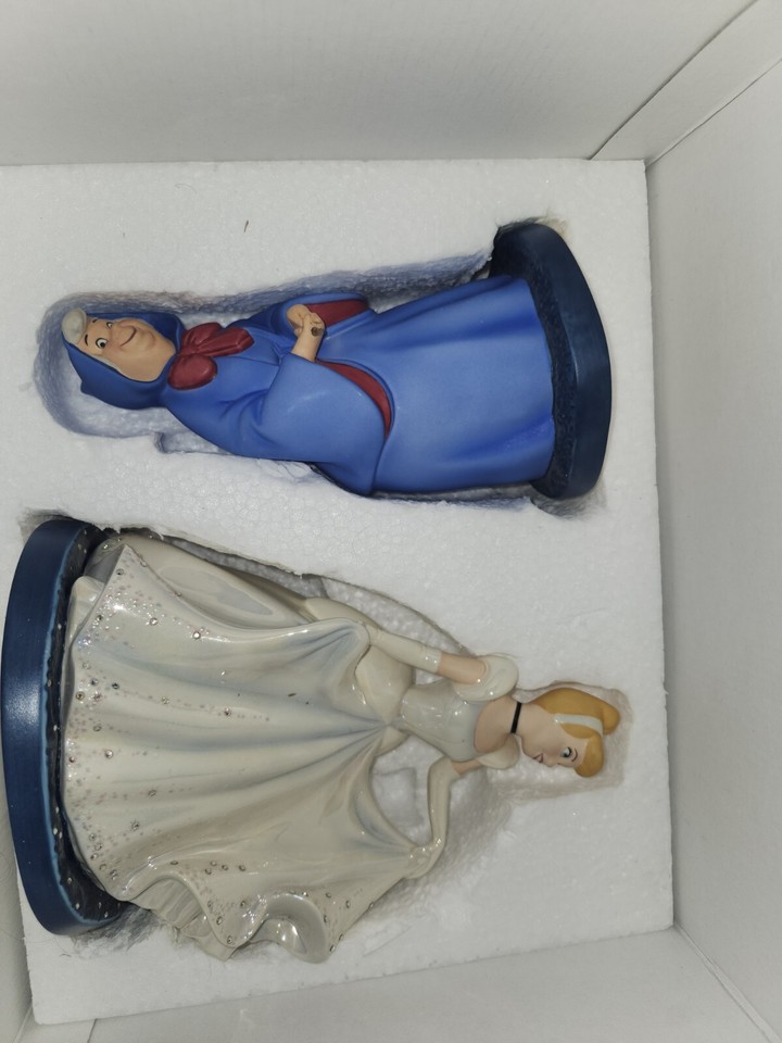 WDCC "A Magical Transformation" Cinderella and Fairy Godmother in Box ...