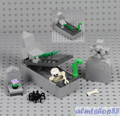 LEGO - Haunted Graveyard Tomb Gravestone - Halloween Spider Skeleton ...