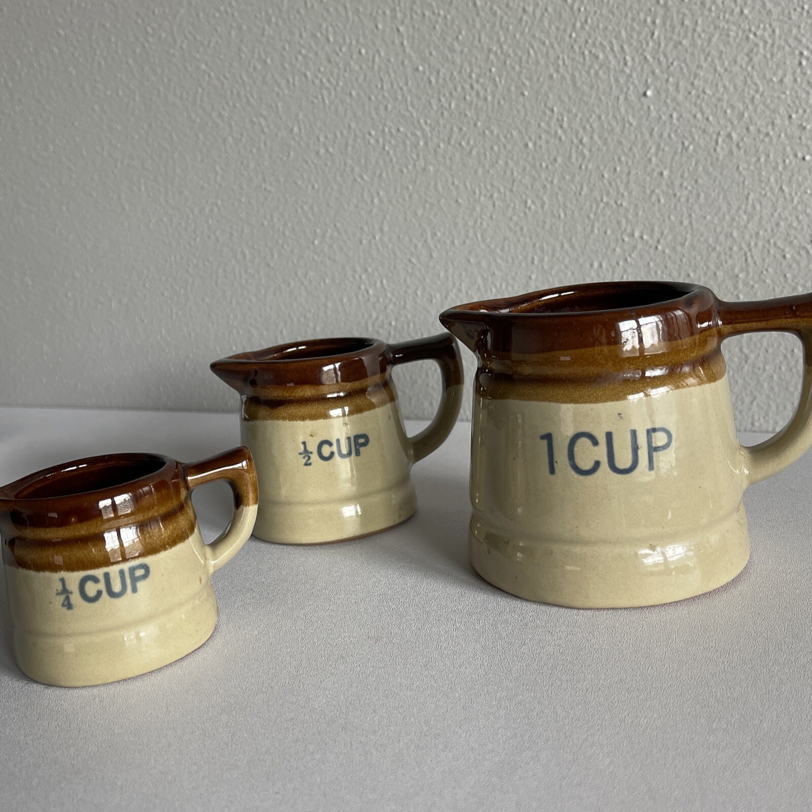 VTG Brown Glaze Stonewear Crock Pottery Measuring Cups Set Of 3 | eBay