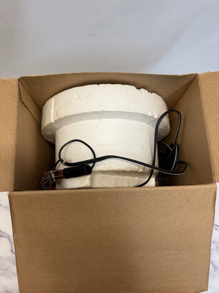 FLOATING FISH-N-LITE - NIGHTBLASTER OPTRONICS Fishing Light Fish ...