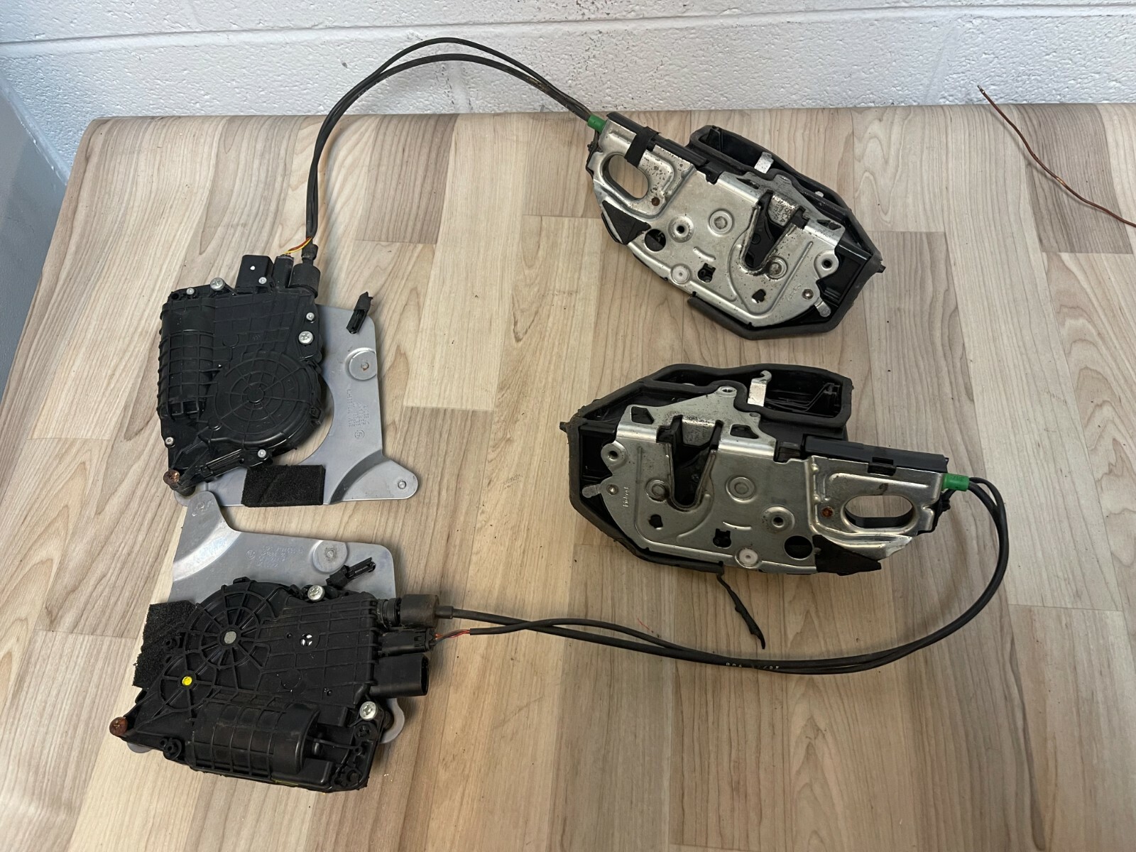 BMW 650I M6 E64 E63 OEM FRONT SET L&R COMFORT ACCESS LATCH LOCK MOTOR ...