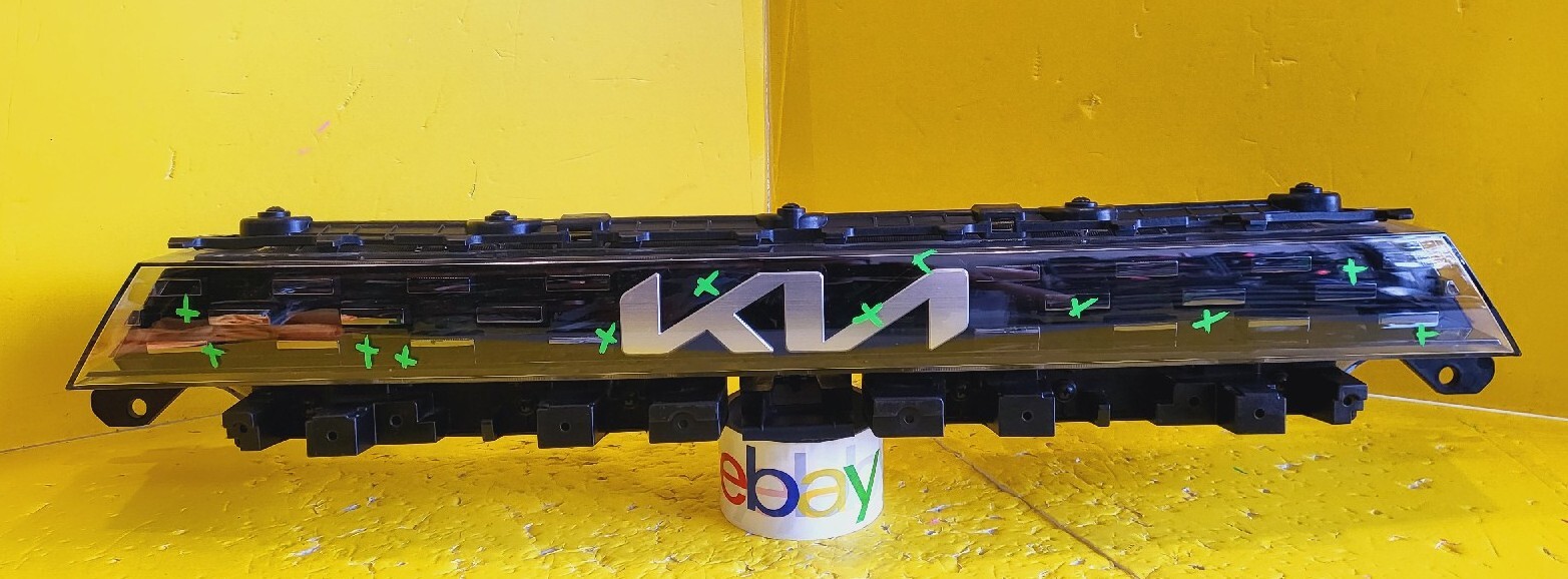 OEM 2022 2023 Kia Soul GT-LINE Front Headlamp Center Trim Grille Emblem ...