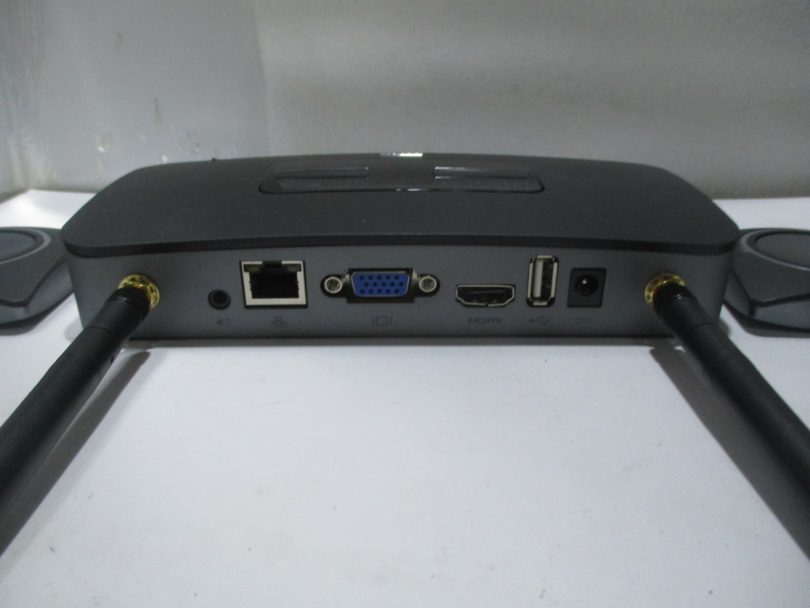 BARCO ClickShare R9861017 Wireless Presentation & Clickshare Button ...