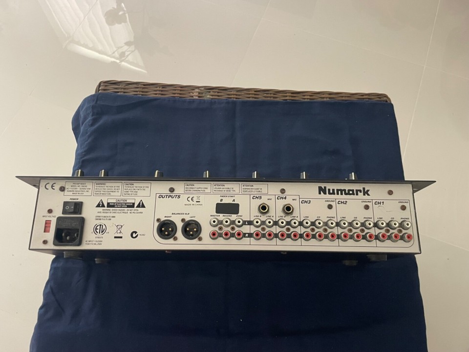 Numark CM200 USB Professional Five Channel DJ Mixer w/ Power Cord ...