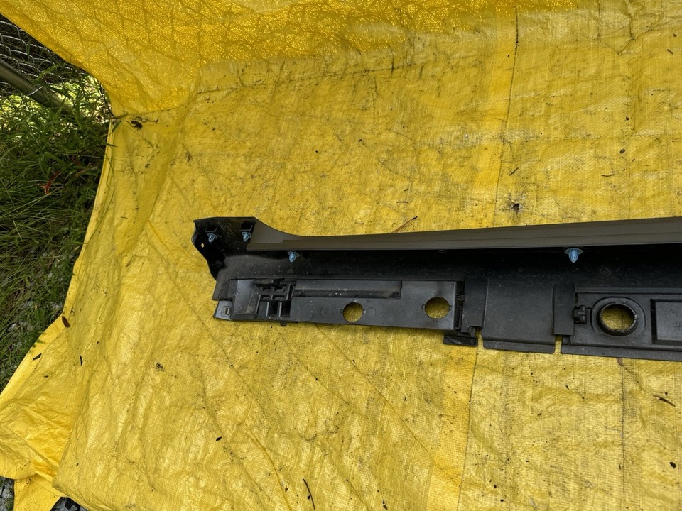 OEM 2020-2023 TOYOTA COROLLA RIGHT PASSENGER SIDE ROCKER PANEL 75850 ...